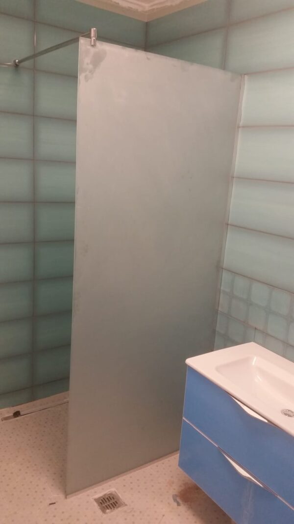 Paravan dus walk-in sablat profil inox - DucaGlass